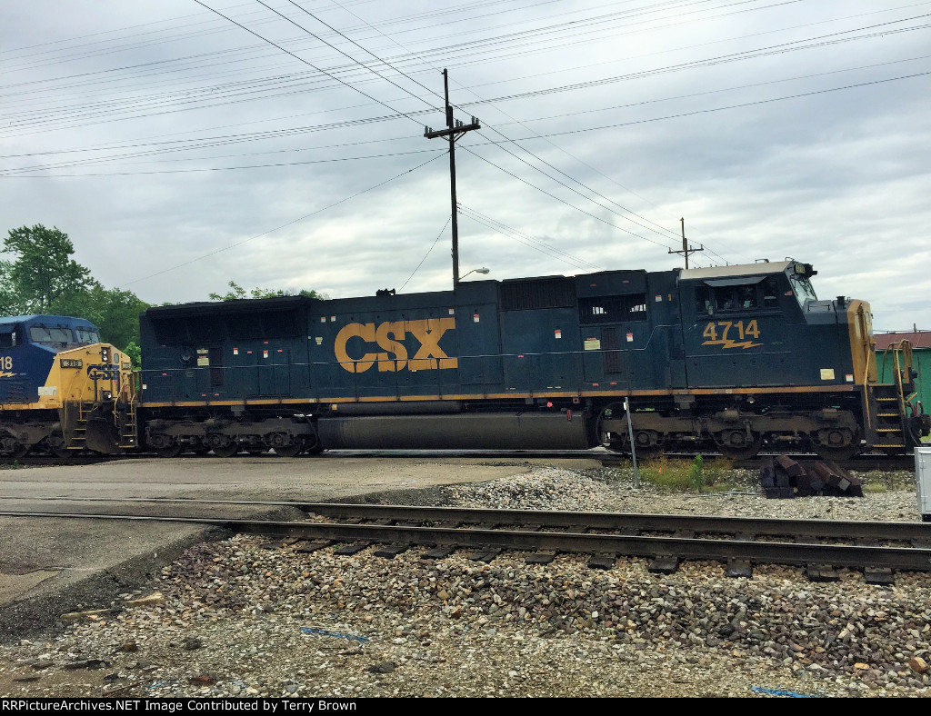 CSX 4714